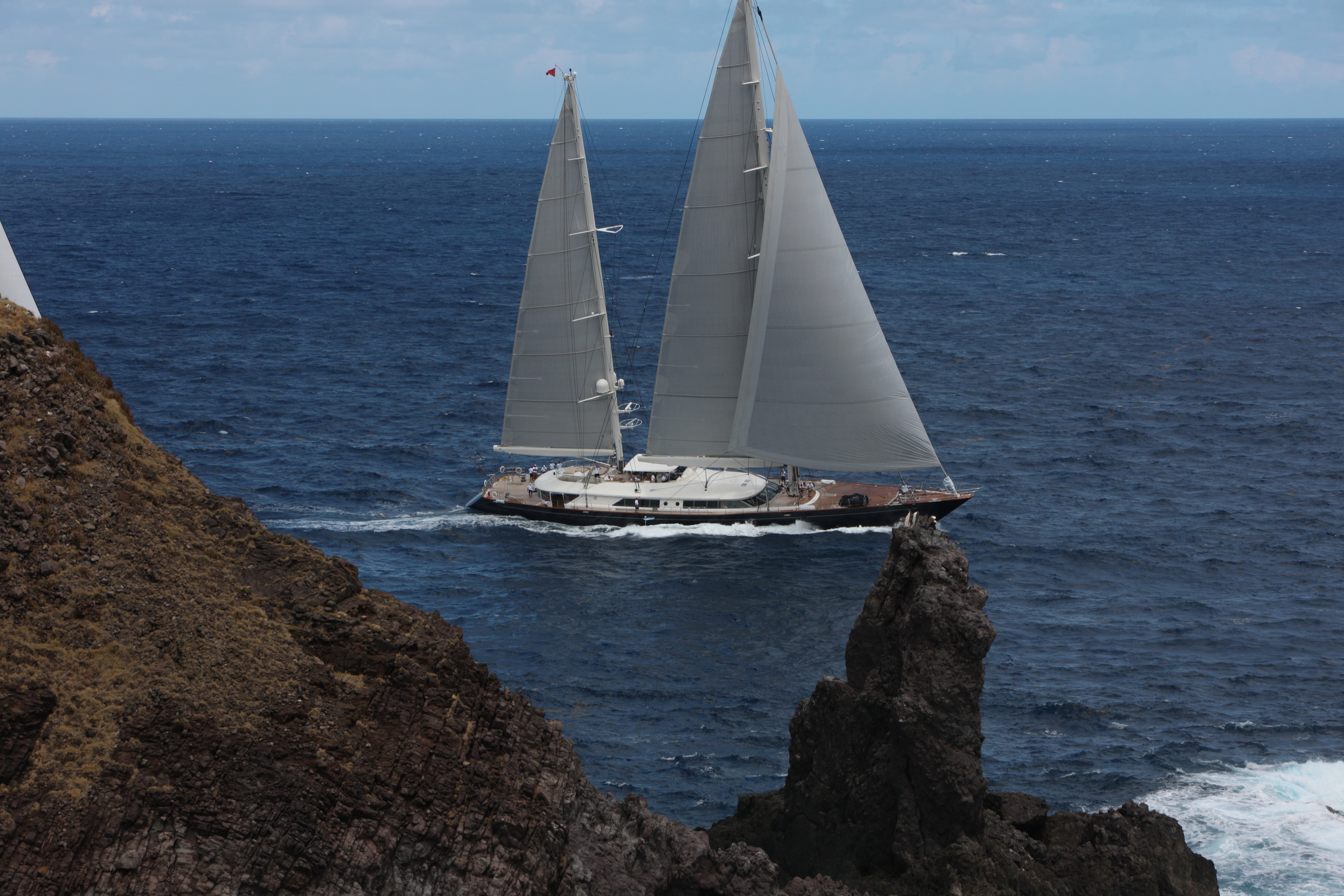 Yacht ZENJI, Perini Navi | CHARTERWORLD Luxury Superyacht Charters